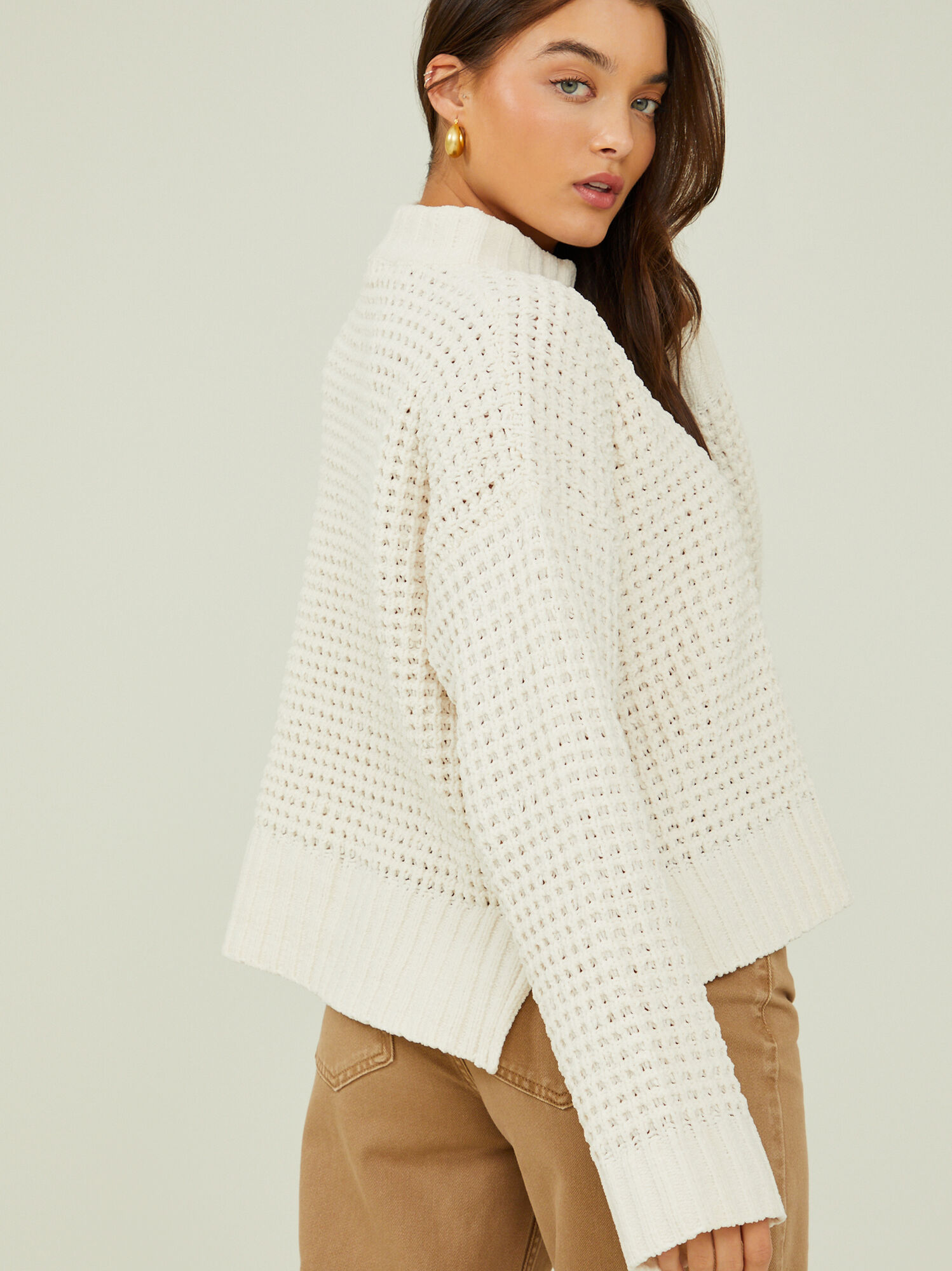 Natalie Matte Chenille Sweater in Ivory | Altar'd State