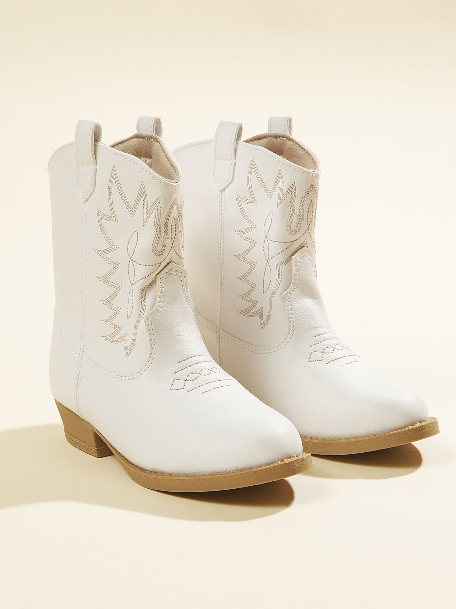 Jesse White Cowboy Boots | Tullabee